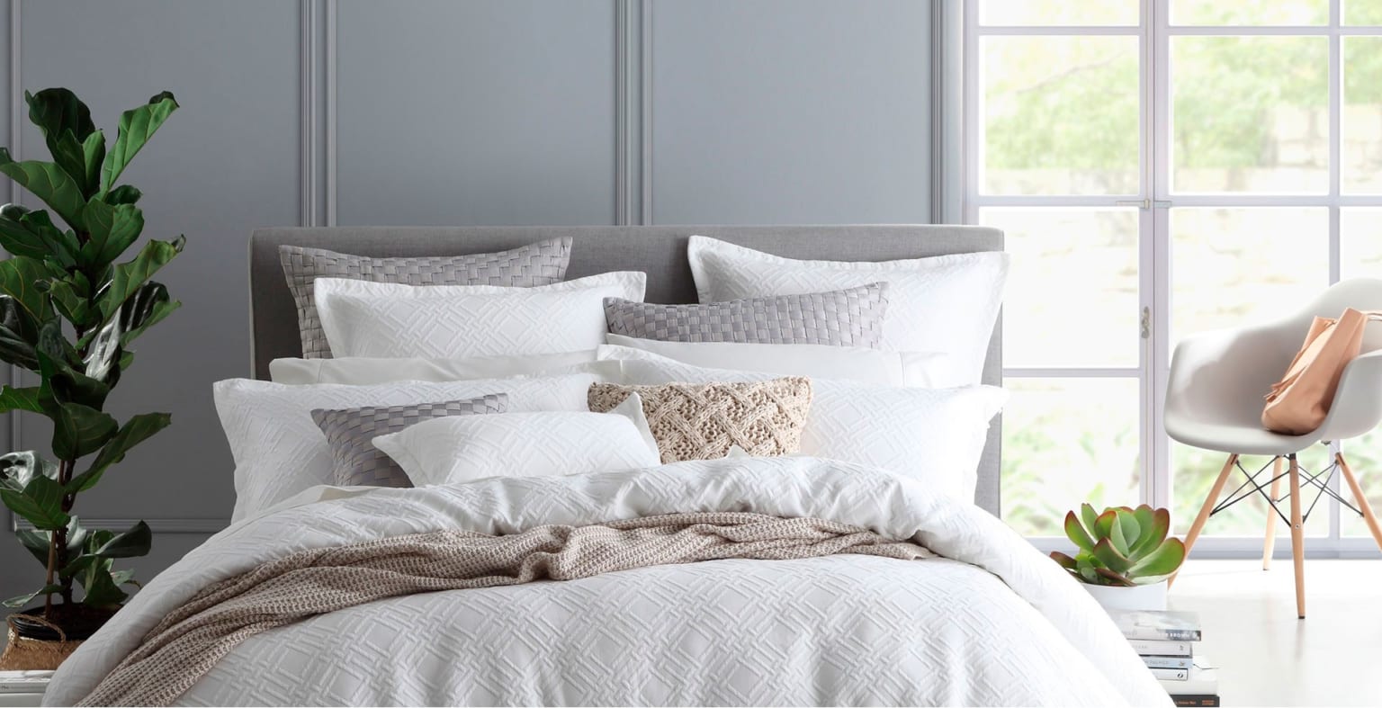 Different types of pillow: How to choose suitable pillows - Polyester ...