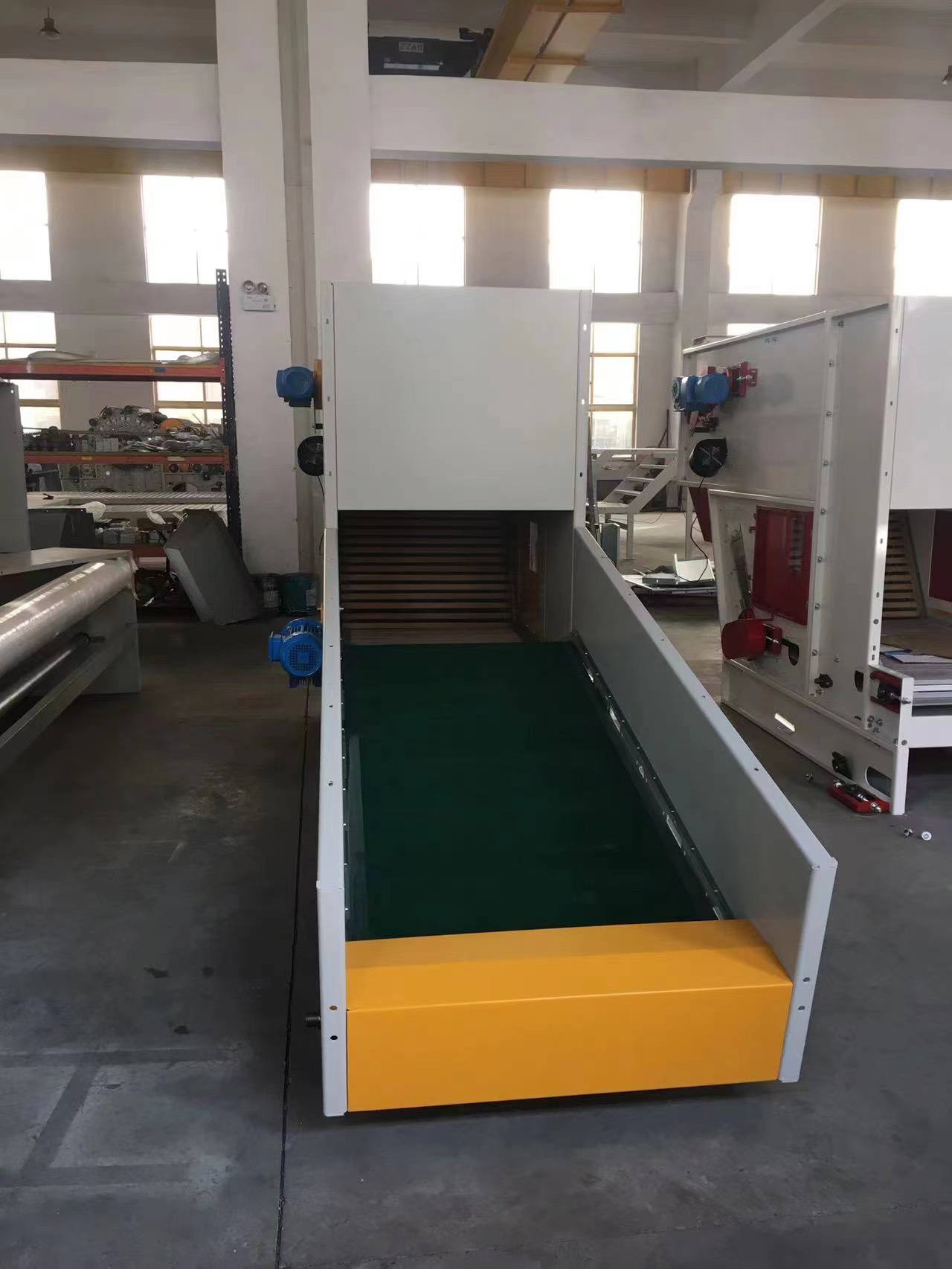 Bale Opener and Fiber Opening Machine - Polyester Staple Fiber Partners ...